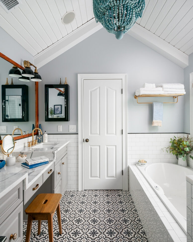 Choosing Bathroom Tiles - Innovative Design + Build