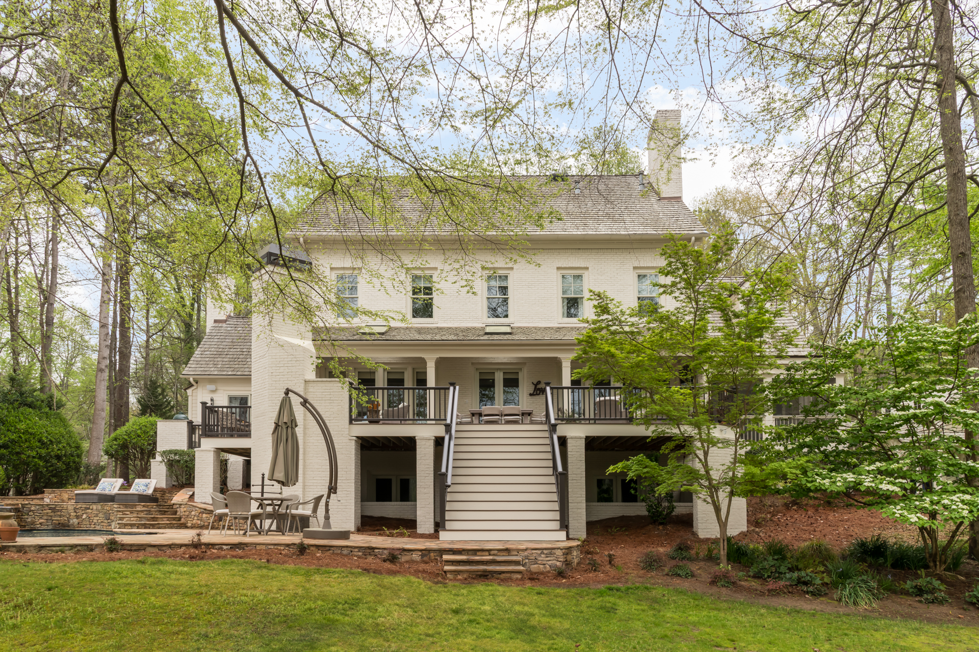 Transforming Spaces: Grand Porch Renovation Insights